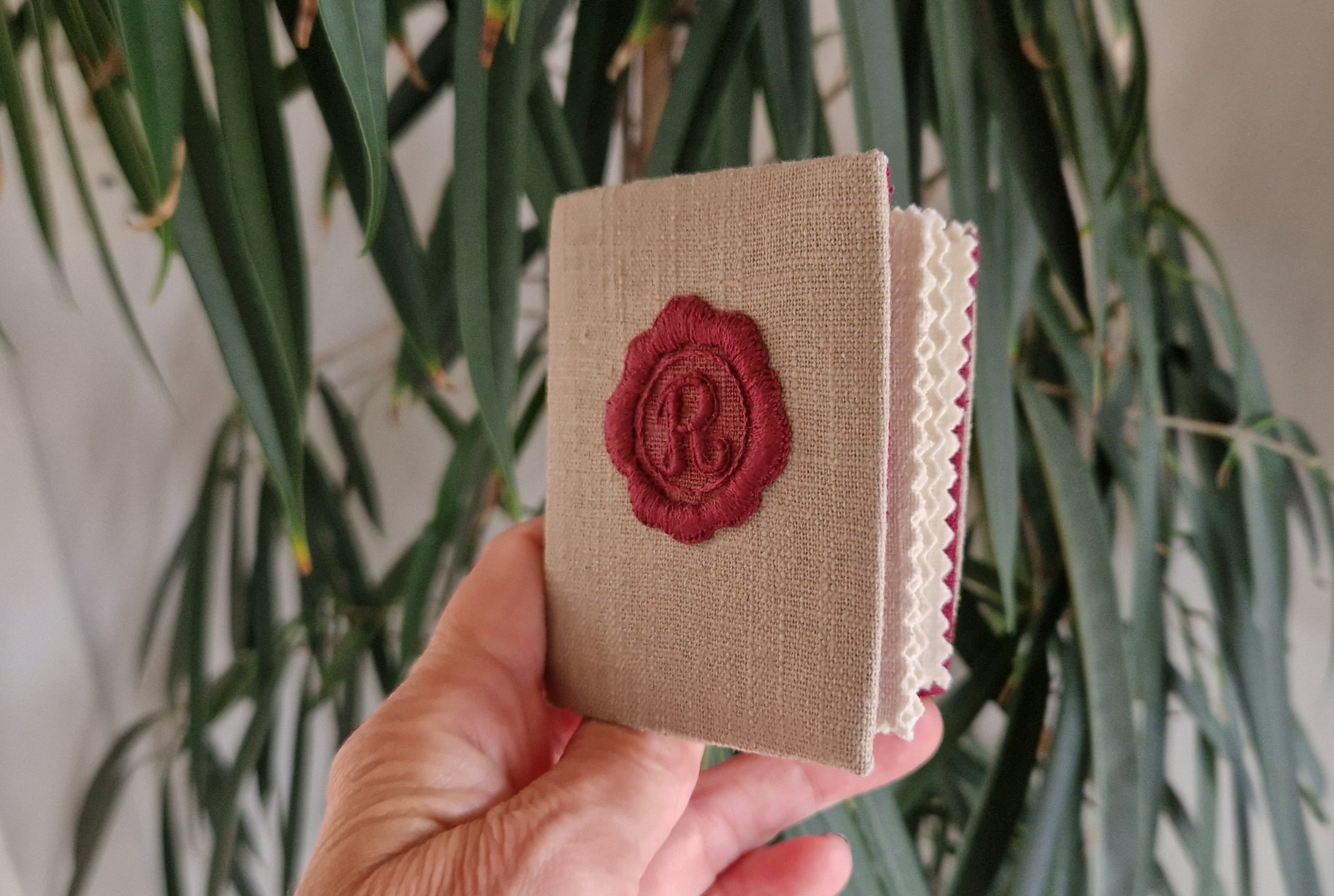 Lær at brodere dit personlige segl på Koldinghus | VORES By Kolding